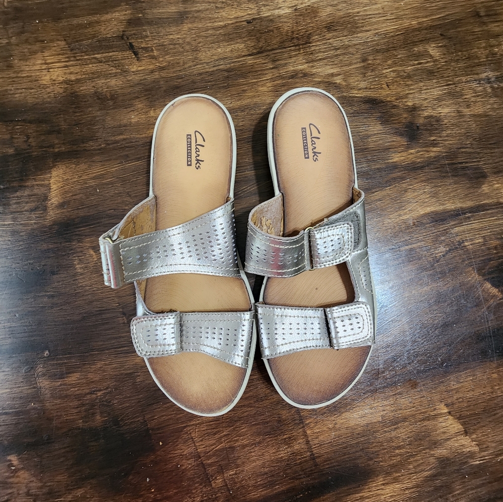 Clarks Collection Women's Gold/Tan Leather Sandals Si… - Gem